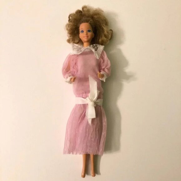 Mattel | Toys | Vintage Barbie Doll Mattel Taiwan Heart Family Mom Doll ...